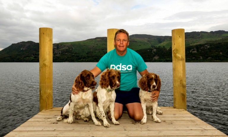Statue unveiled in honour of Keswick canine superstar Max the Miracle ...